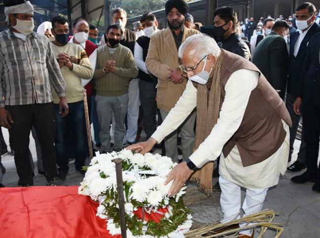 HARYANA ADVOCATE GENERAL BEREAVED , WIFE PASSES AWAY , CM PAID TRIBUTES