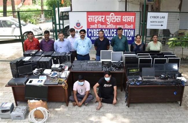 CYBER POLICE BUSTED CALL CENTRE NABBED THREE FOR DUPING ON PRETEXT OF ...