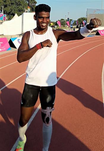 POLE-VAULTER SIVA LENDS ICING ON SERVICES CAKE WITH NATIONAL RECORD