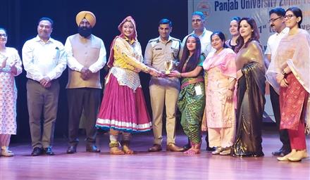 GGDSD COLLEGE LIFTS OVERALL TROPHY AT PU YOUTH AND HERITAGE FESTIVAL ...