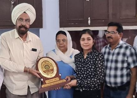 ANMOL BATRA HONOURED BY HER ALMA MATER
