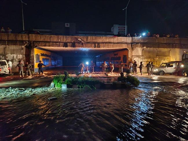 ARMY EVACUATED 900 STUDENTS OF CHITKARA UNIVERSITY, CLEARING WATER FROM ...